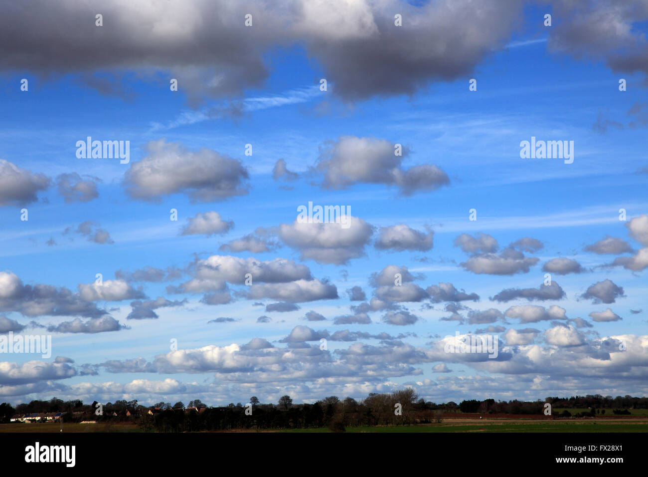 Blue sky and clouds uk hi-res stock photography and images - Alamy