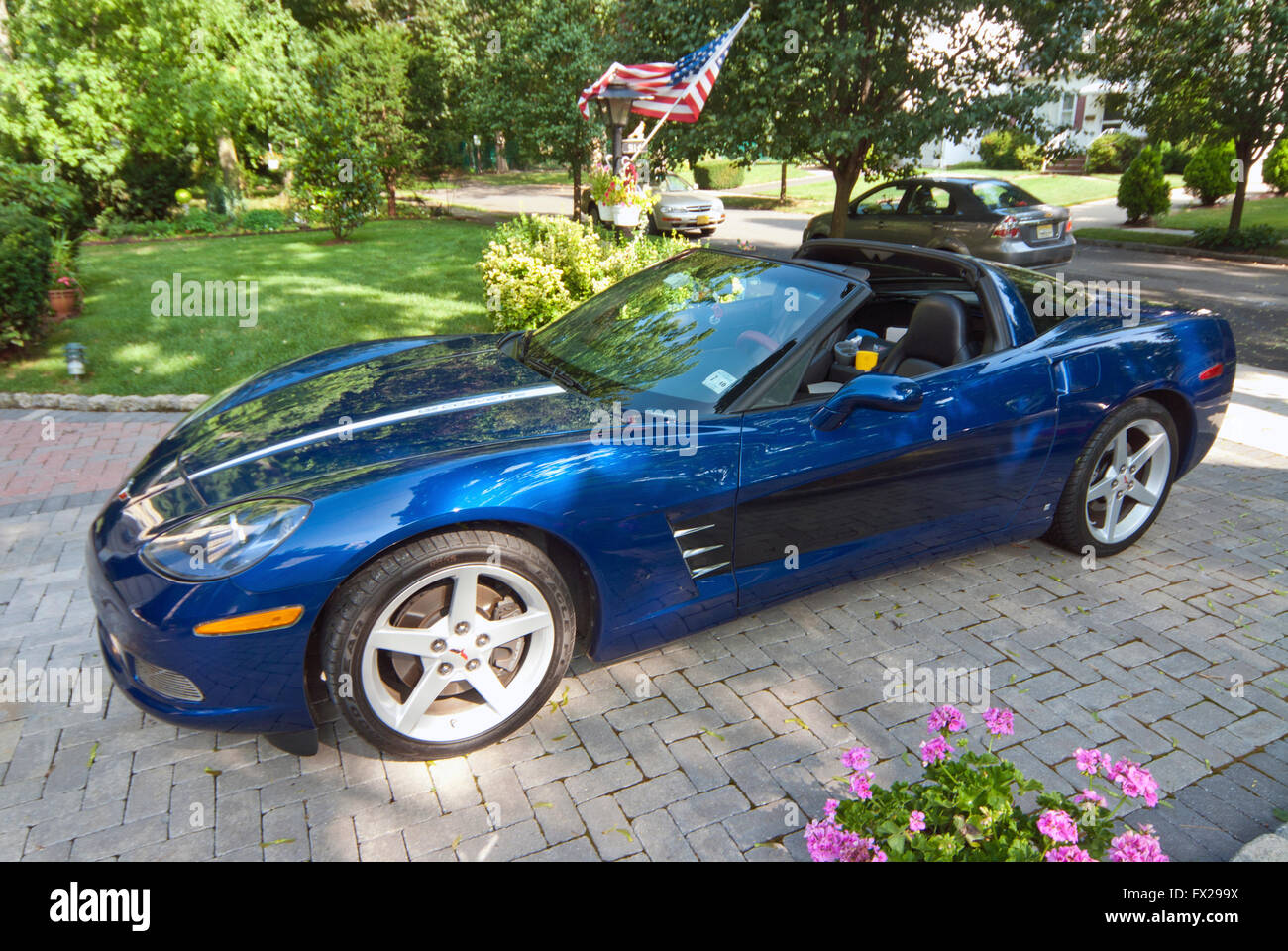 Corvette Stingray 2022 Convertible Blue