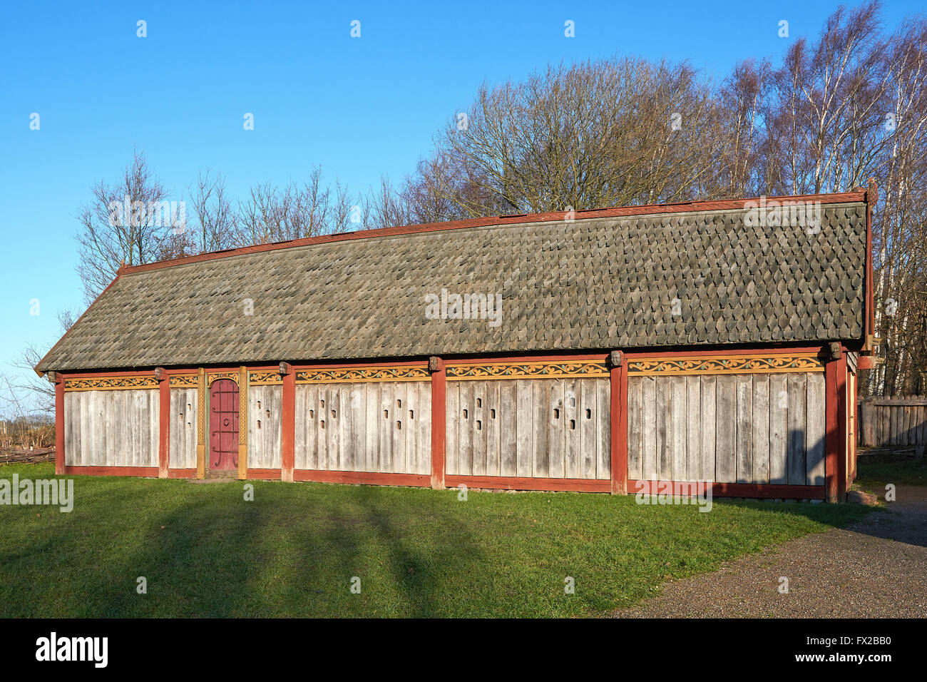 Viking house hi-res stock photography and images - Alamy