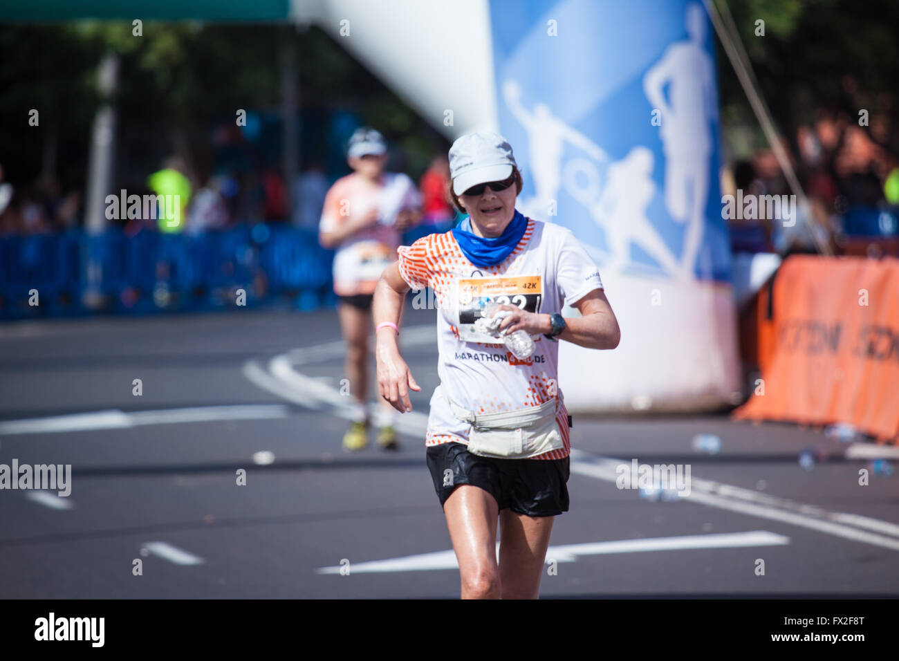 people running in a city marathon Stock Photo - Alamy