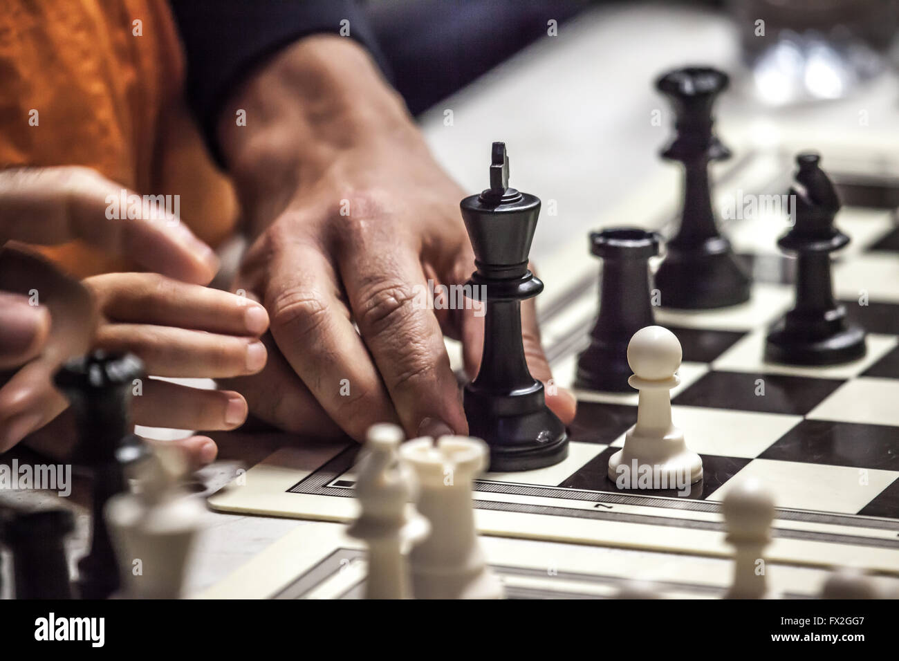 people playing chess Stock Photo - Alamy