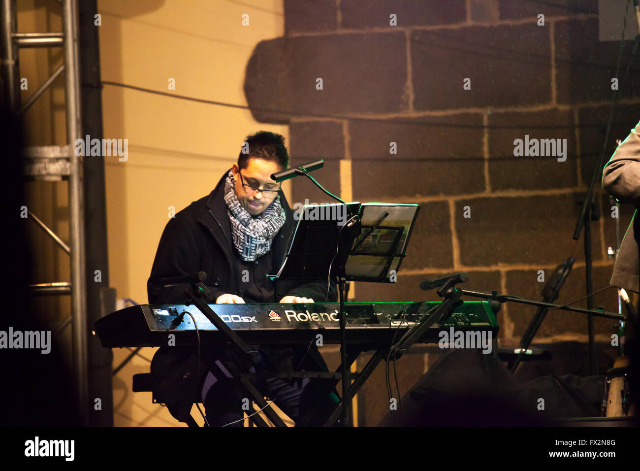 Noche de rock hi-res stock photography and images - Alamy