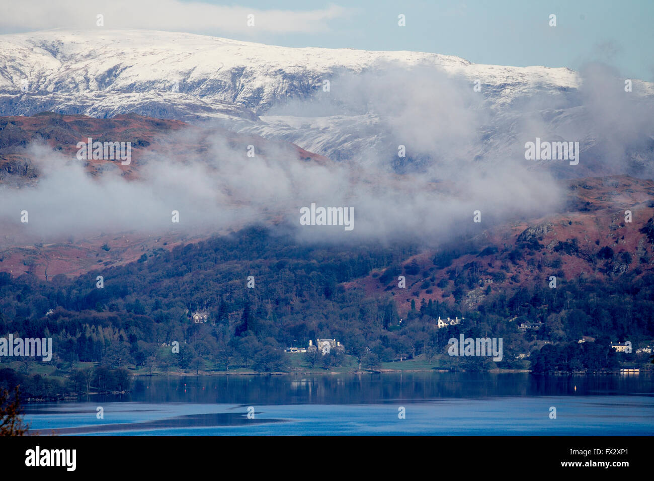 Lake Windermere Cumbria 10th April 2016 UK Weather .Morning mist Lake ...