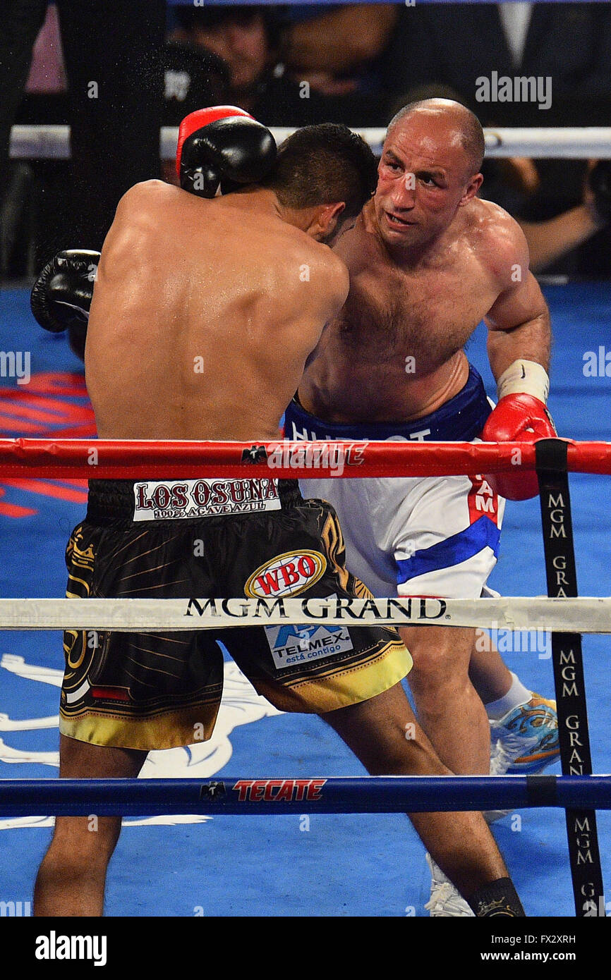 Las Vegas, Nevada, USA. 9th April, 2016. Arthur Abraham (R) (Berlin ...