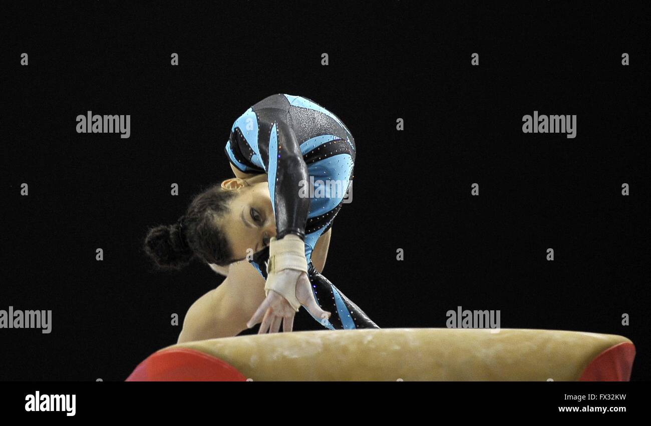 Vault gymnastics hi-res stock photography and images - Alamy