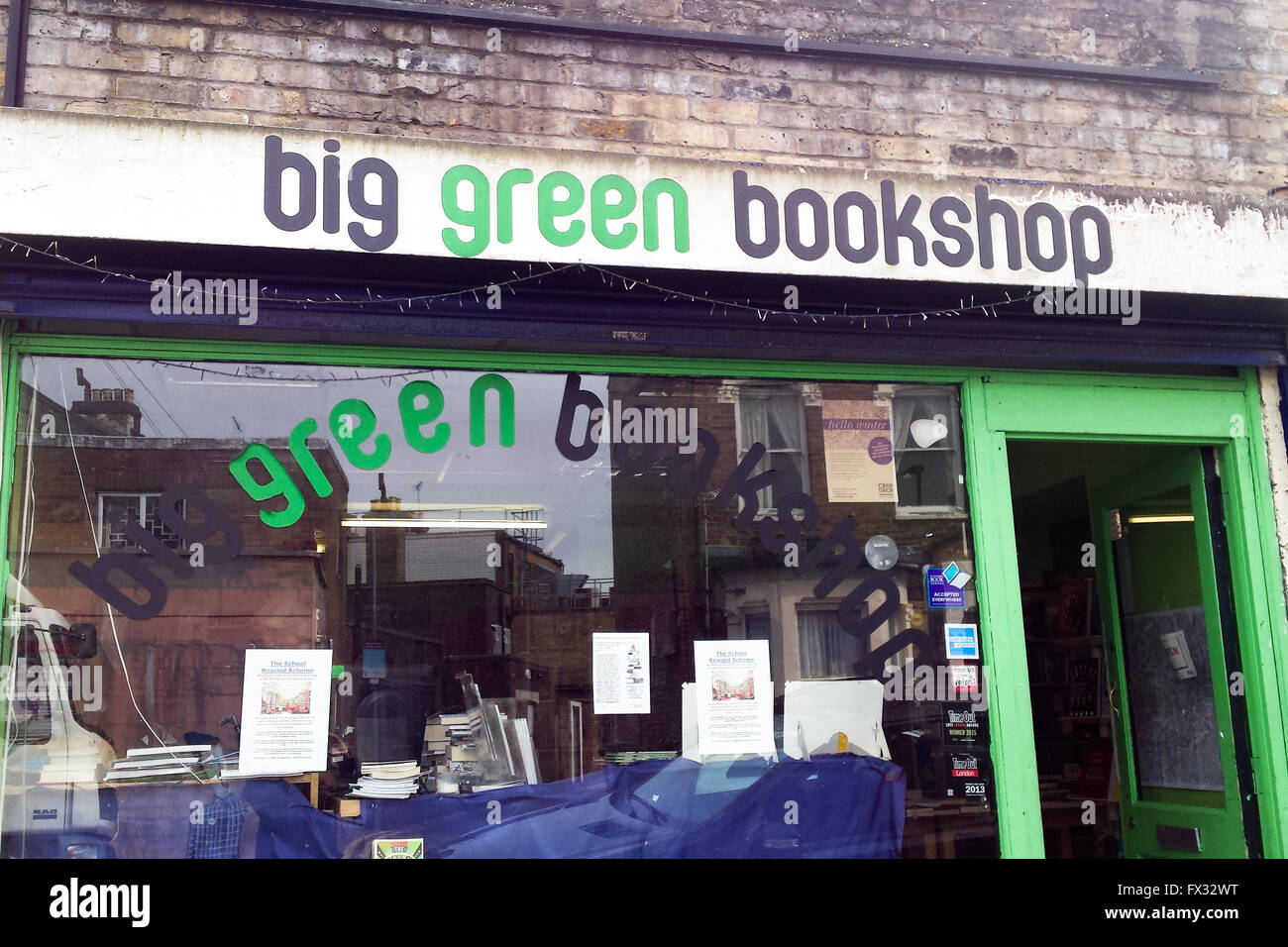The big green book shop hi-res stock photography and images - Alamy