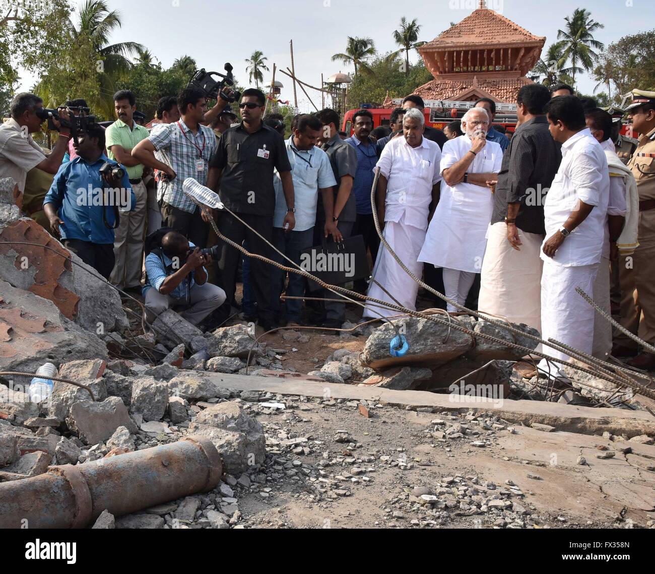 Puttingal temple paravur hi-res stock photography and images - Alamy