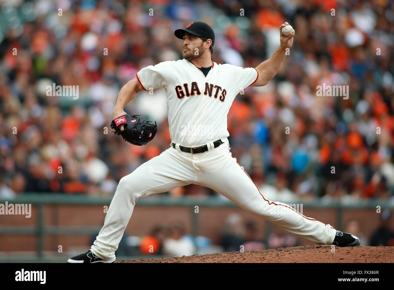 San Francisco, California, USA. 10th April, 2016. San Francisco Giants relief pitcher Josh Osich ...