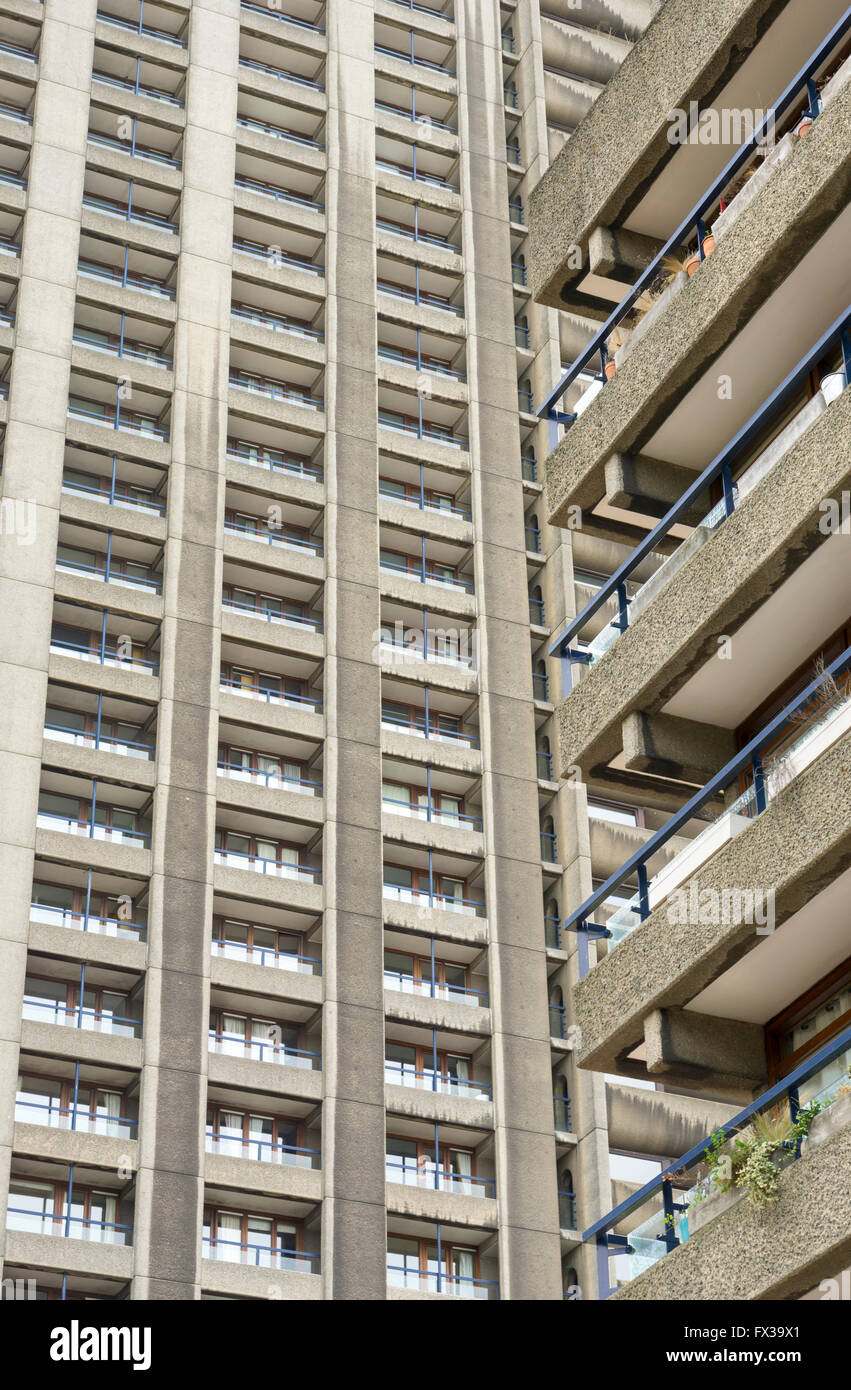High rise brutalism architecture hi-res stock photography and images ...