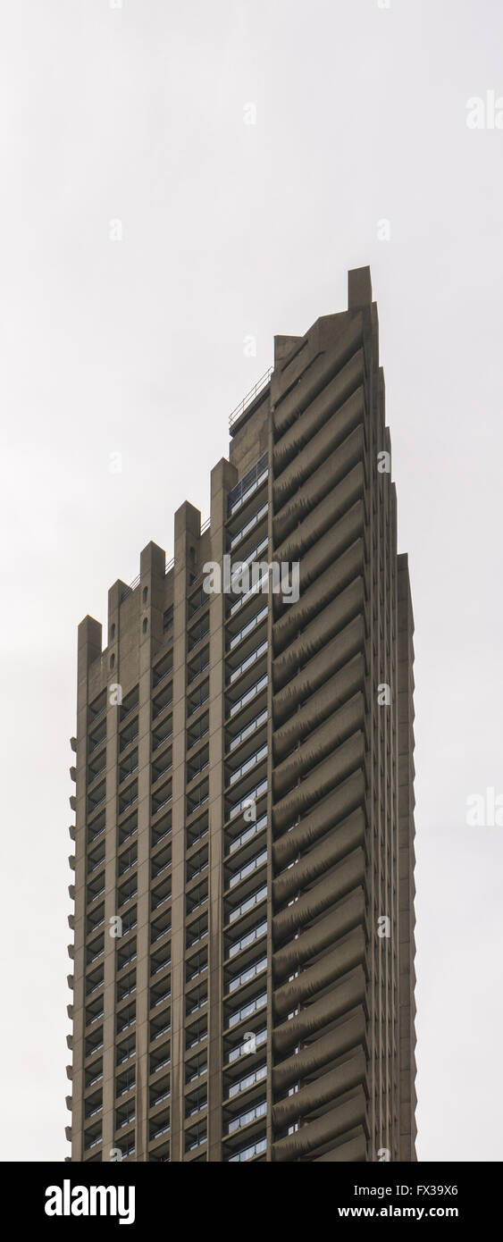 High rise brutalism architecture hi-res stock photography and images ...