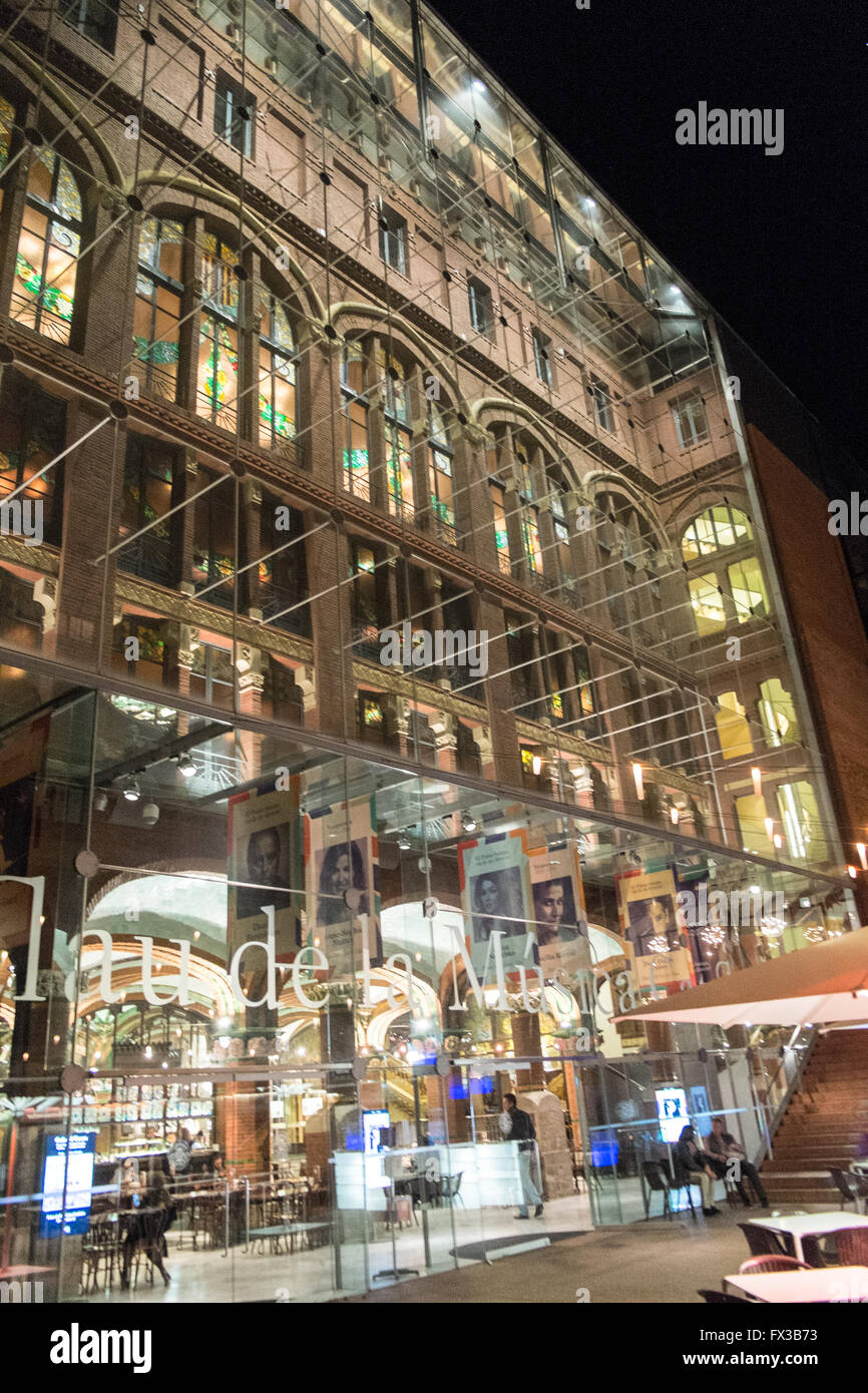 At night exterior of Palau de la Musica Catalana,Palace of Catalan ...