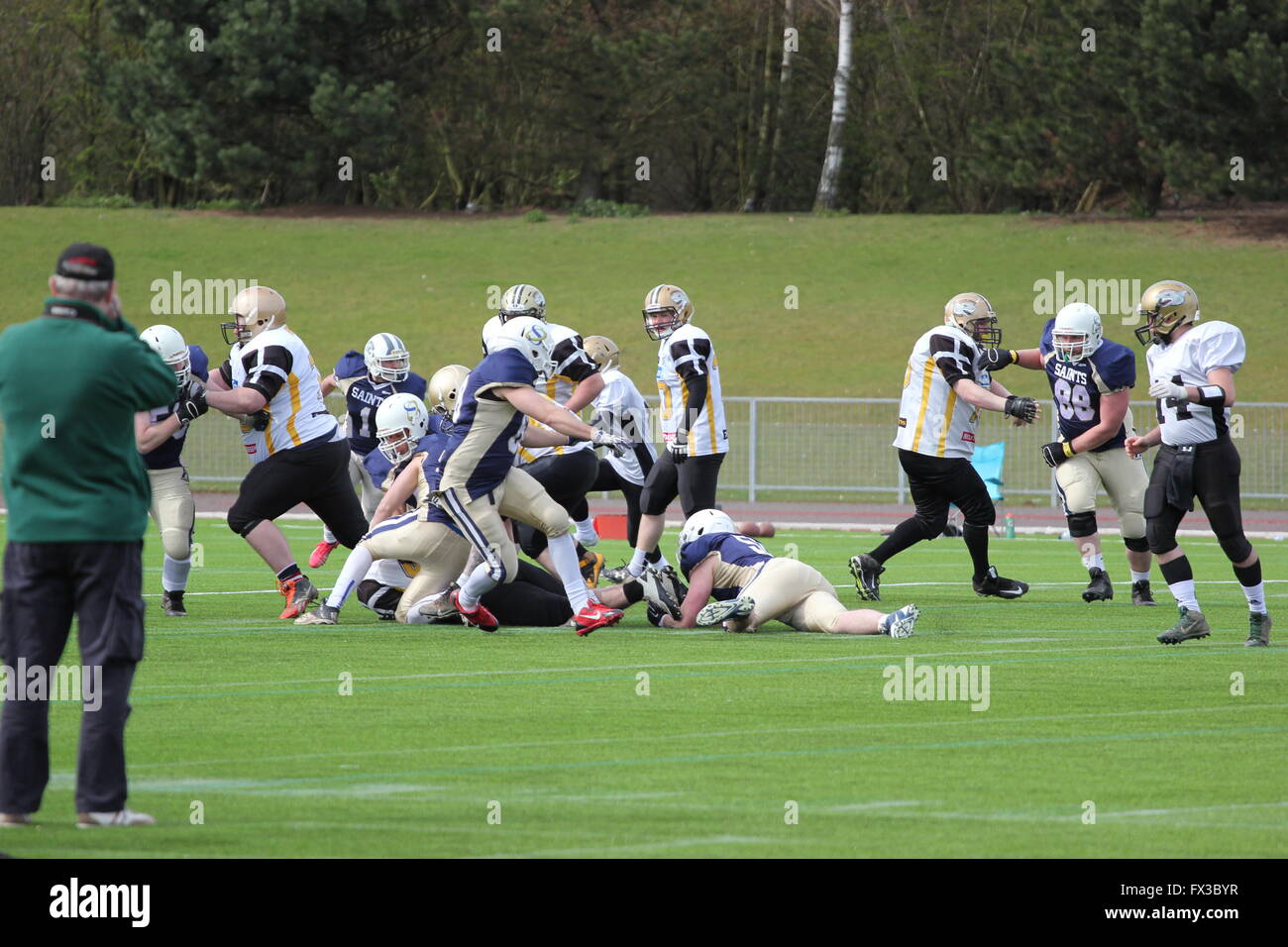 American Football, Oxford Saints versus Cornish Sharks Stock Photo - Alamy