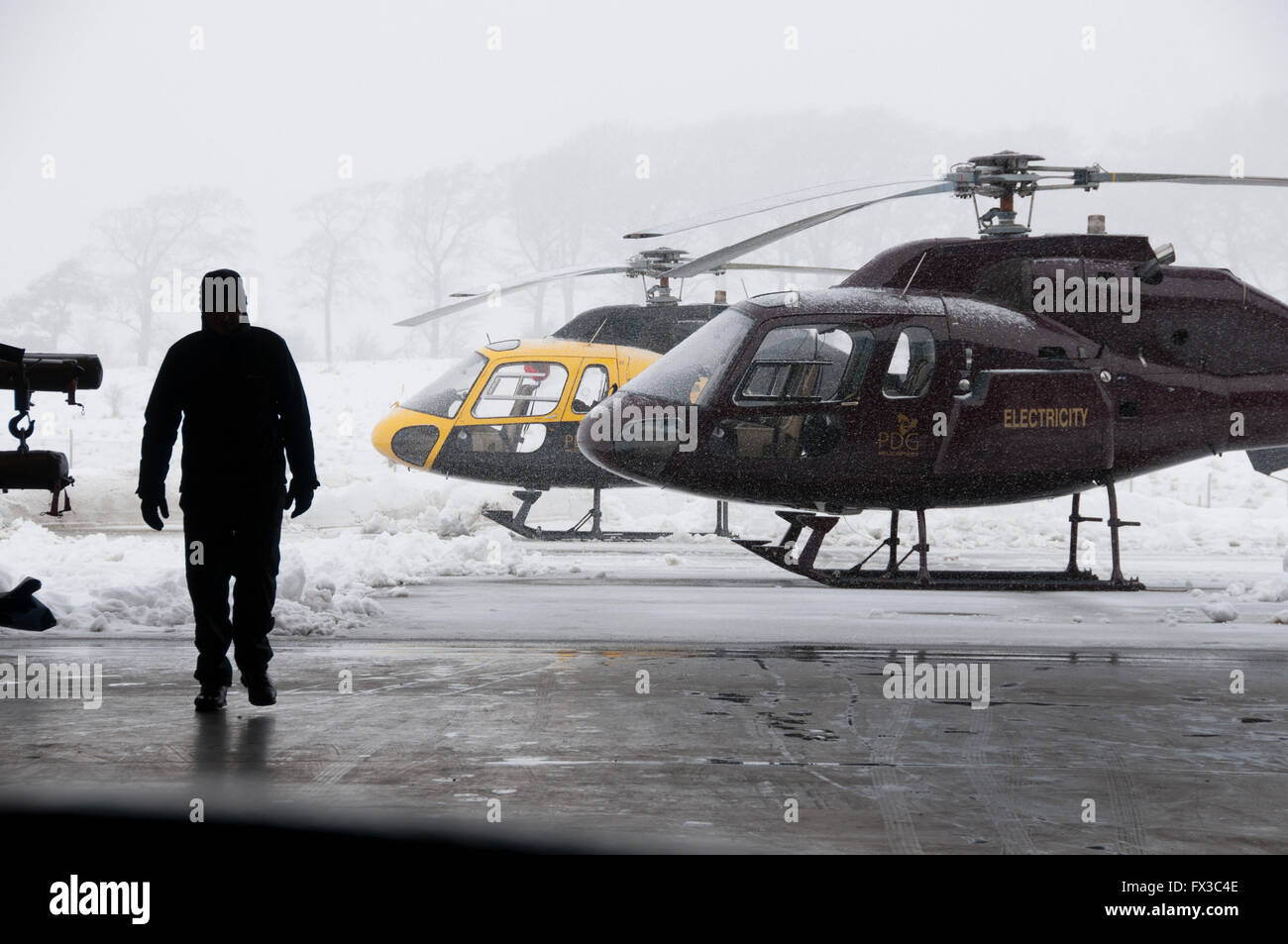 Power line inspection pdg helicopters hi-res stock photography and ...
