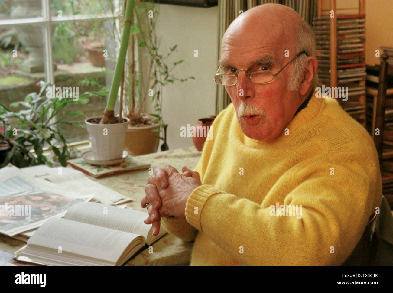 Sir bernard crick hi-res stock photography and images - Alamy