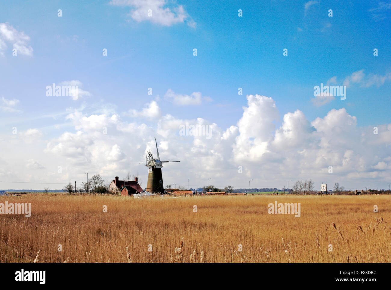 An iconic scene on the Norfolk Broads of Stracey Arms Drainage Mill ...