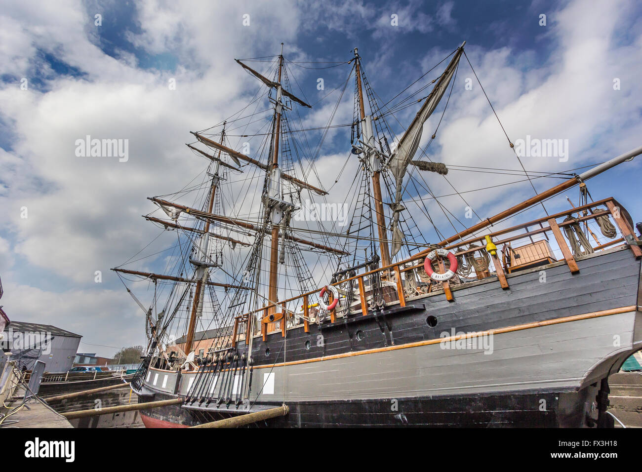 Gloucester historic docks Stock Photo - Alamy