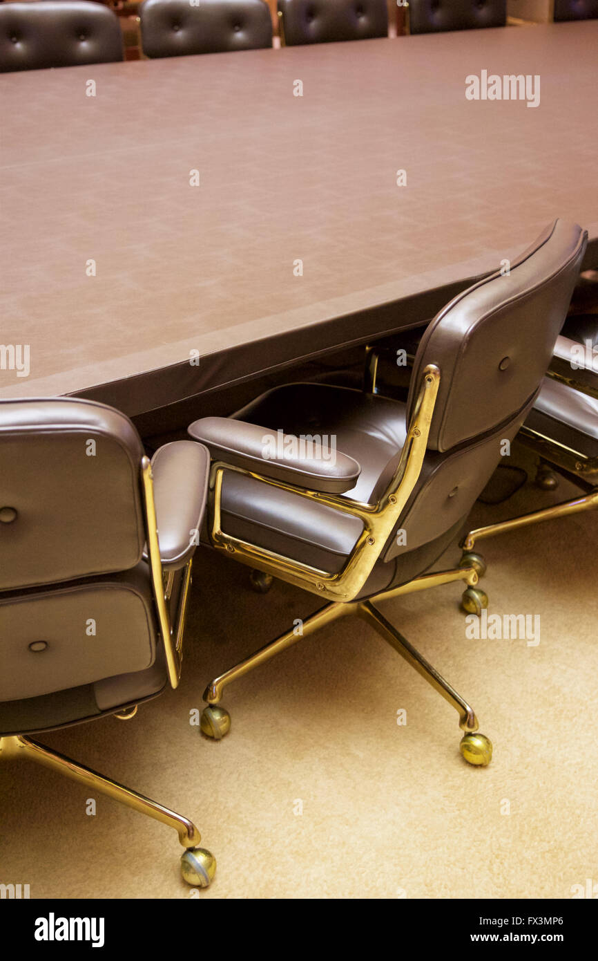 1970s office meeting hi-res stock photography and images - Alamy