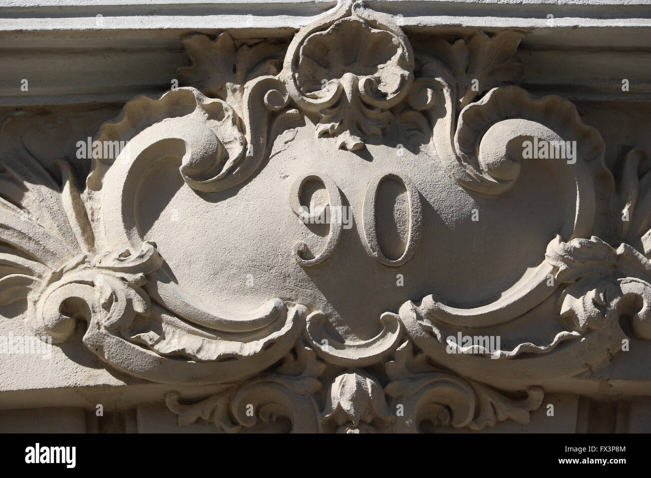 House number 90 in Paris, France Stock Photo - Alamy