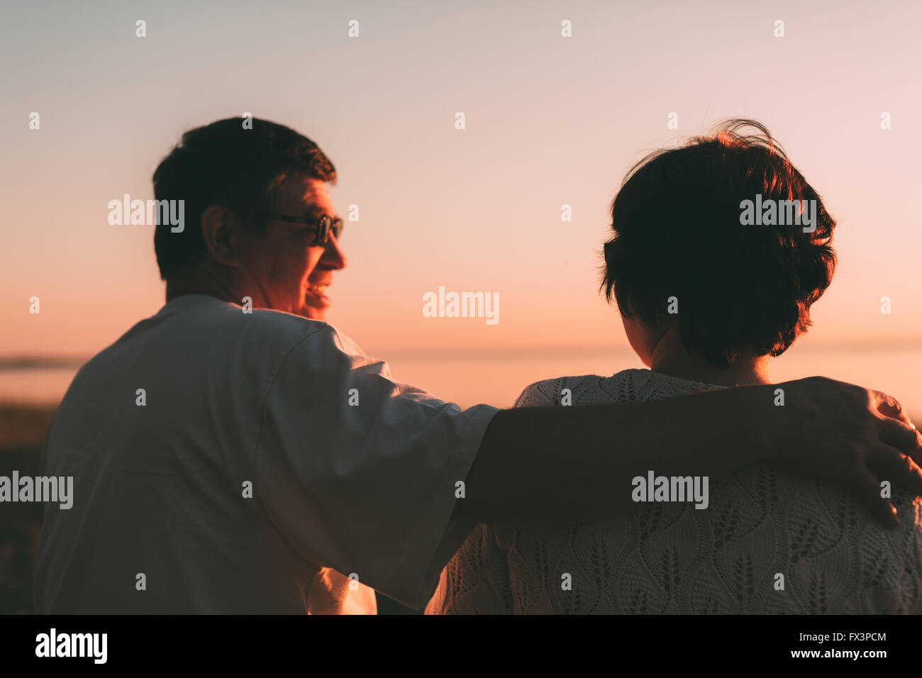 Back view hi-res stock photography and images - Alamy
