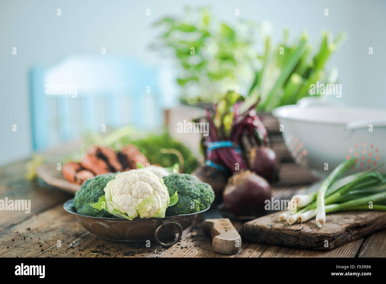 Negative wooden farmhouse hi-res stock photography and images - Alamy