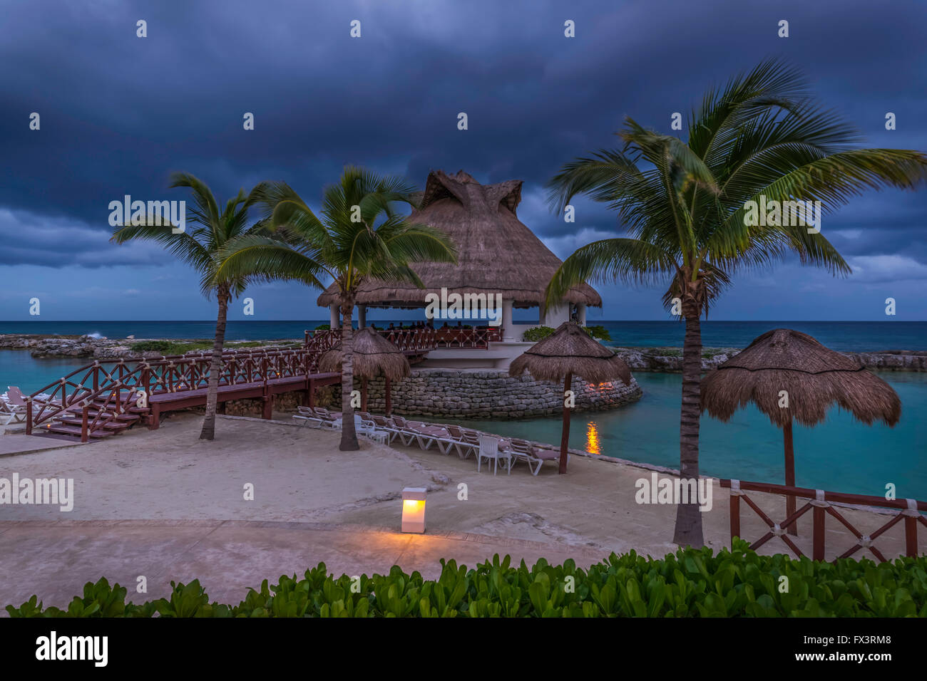 Blue wave pavilion hi-res stock photography and images - Alamy