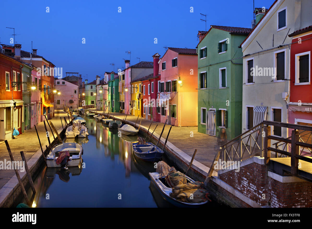 Night falling in picturesque and colorful Burano island, Venice, Veneto ...