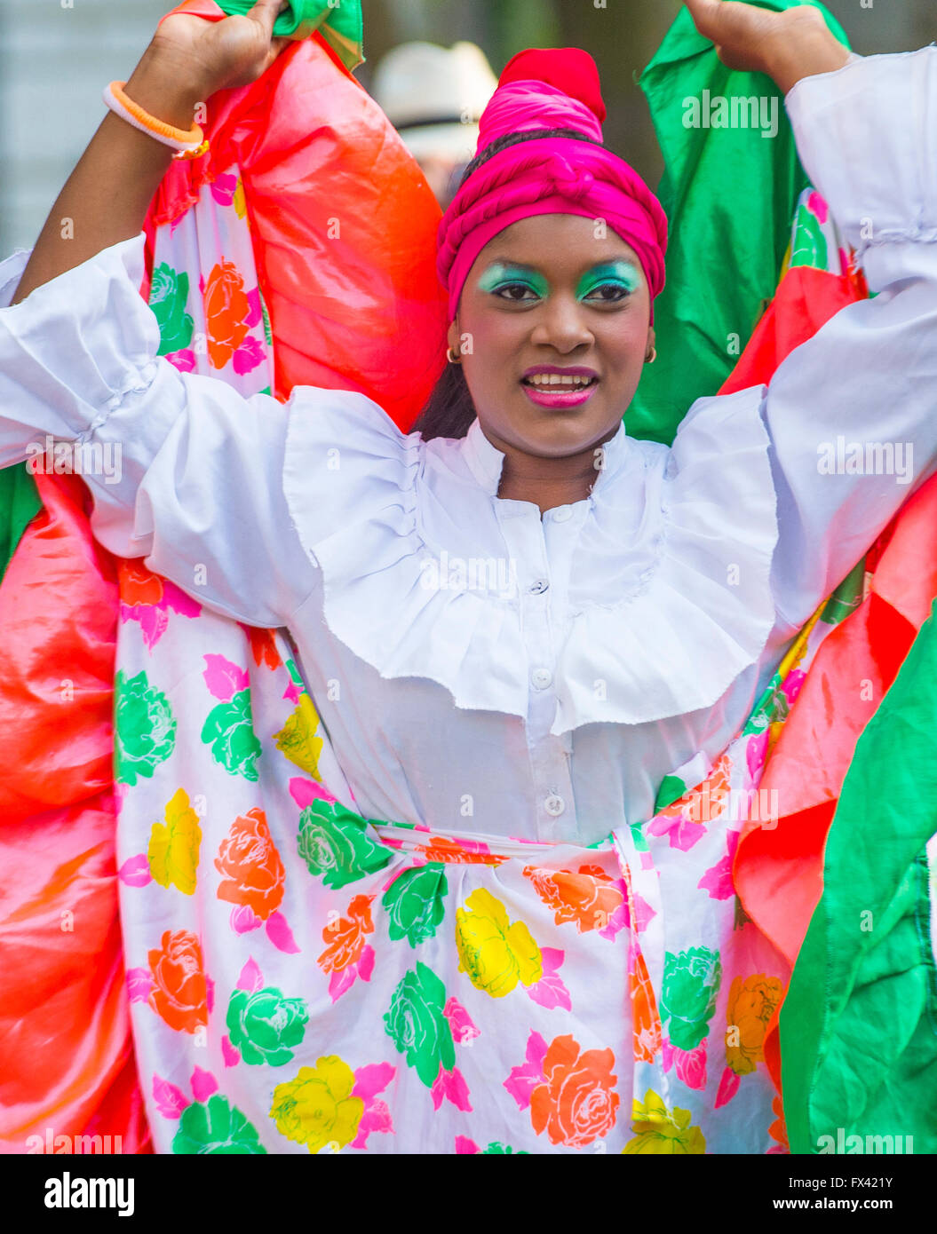 Street performer in Cartagena Colombia Stock Photo - Alamy