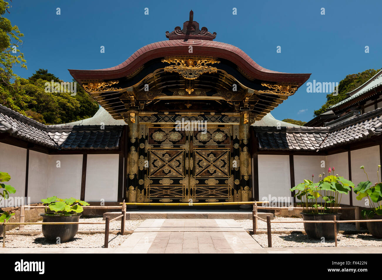 Karamon gate karamon hi-res stock photography and images - Alamy