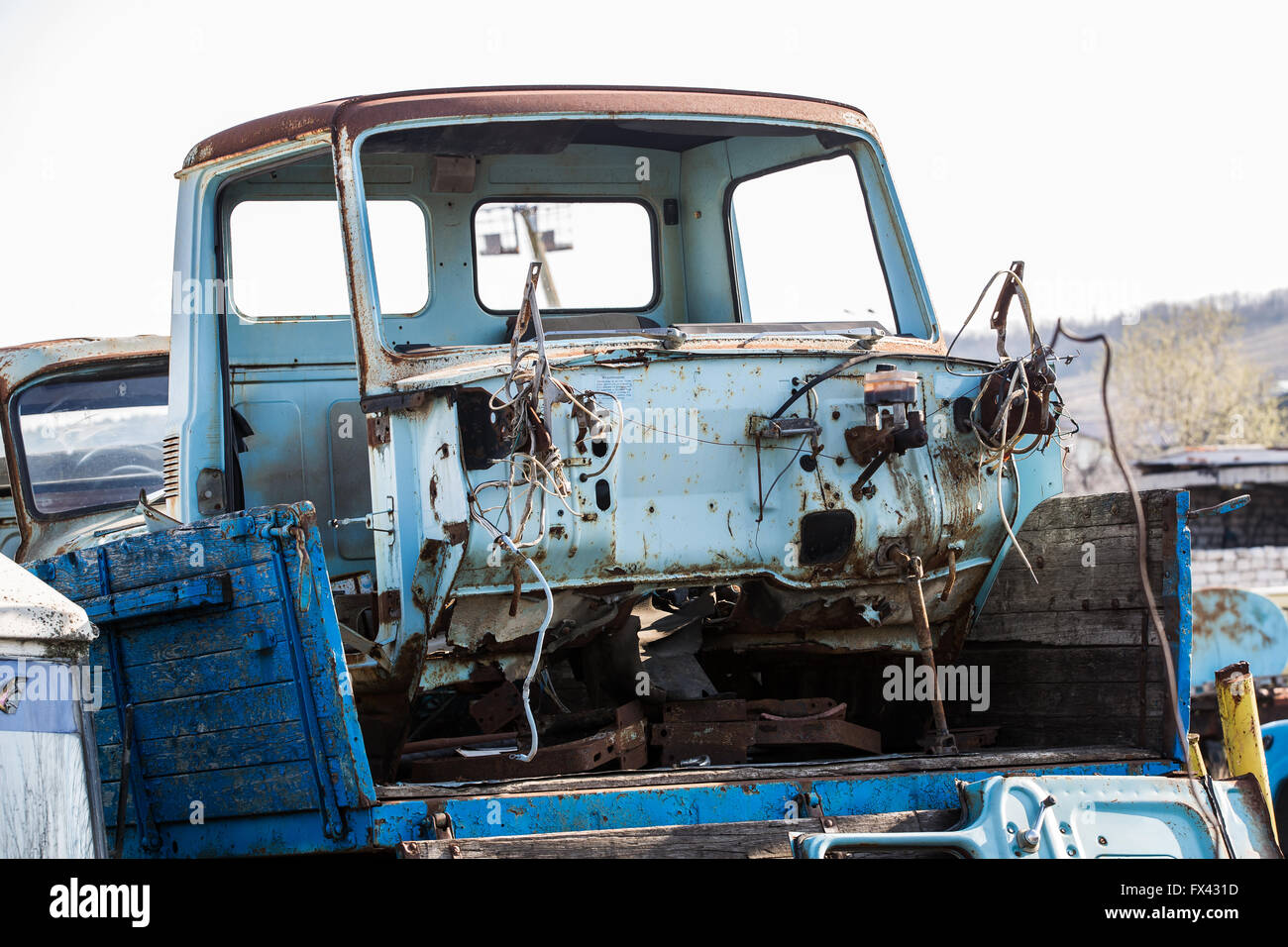 Dump car hi-res stock photography and images - Alamy