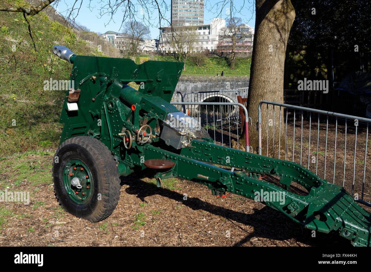 Artillery gun hi-res stock photography and images - Alamy