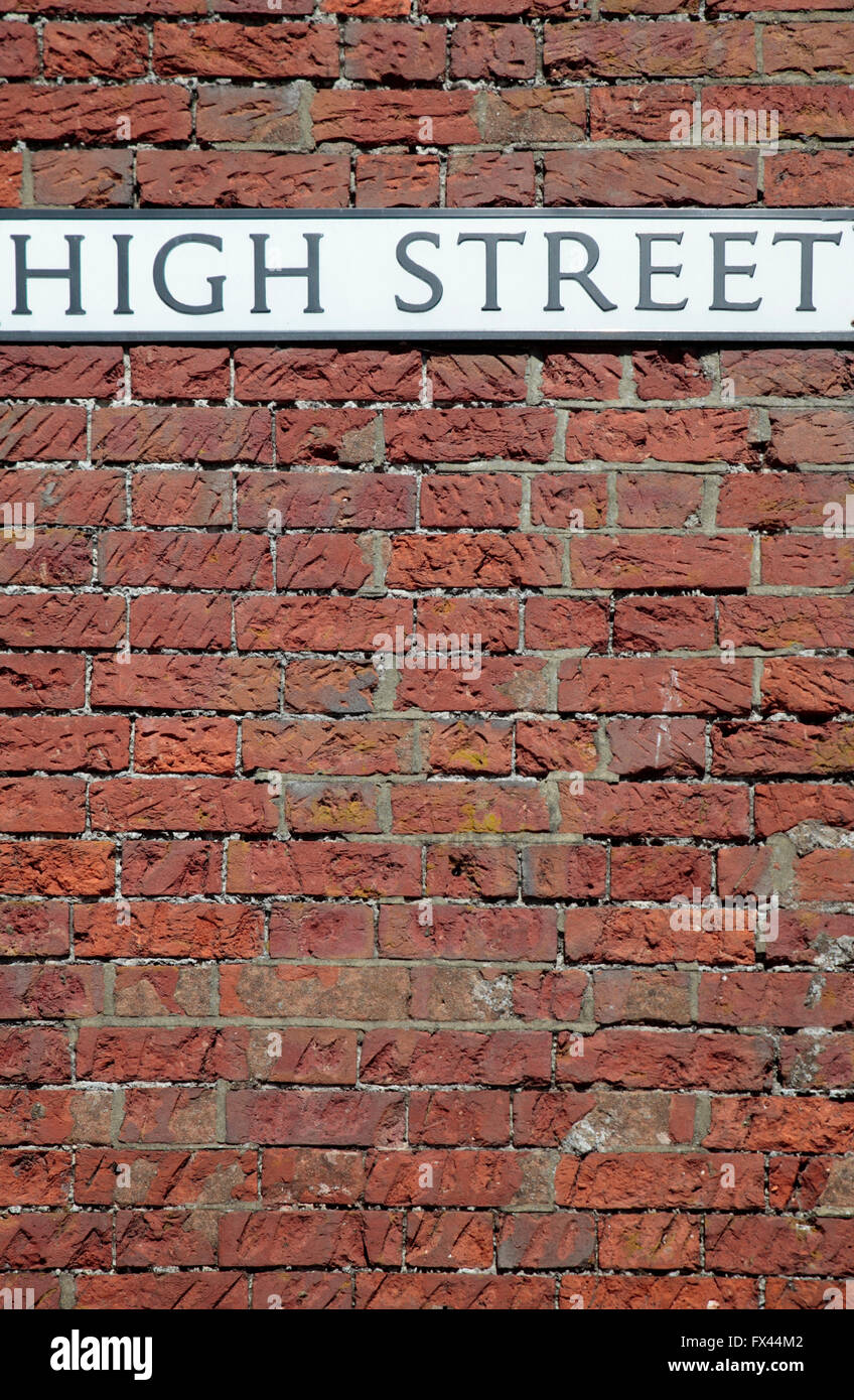Sign Saying High Street Stock Photo - Alamy