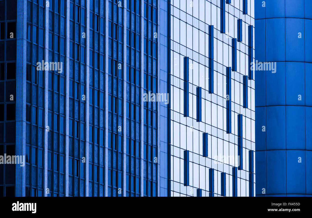 Beautiful reflection of modern commercial building Stock Photo - Alamy