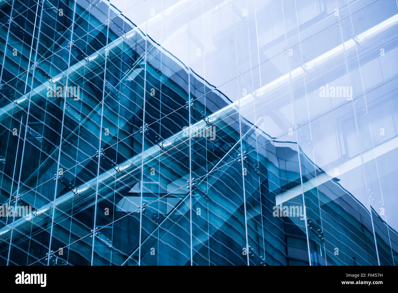 Beautiful reflection of modern commercial building Stock Photo - Alamy