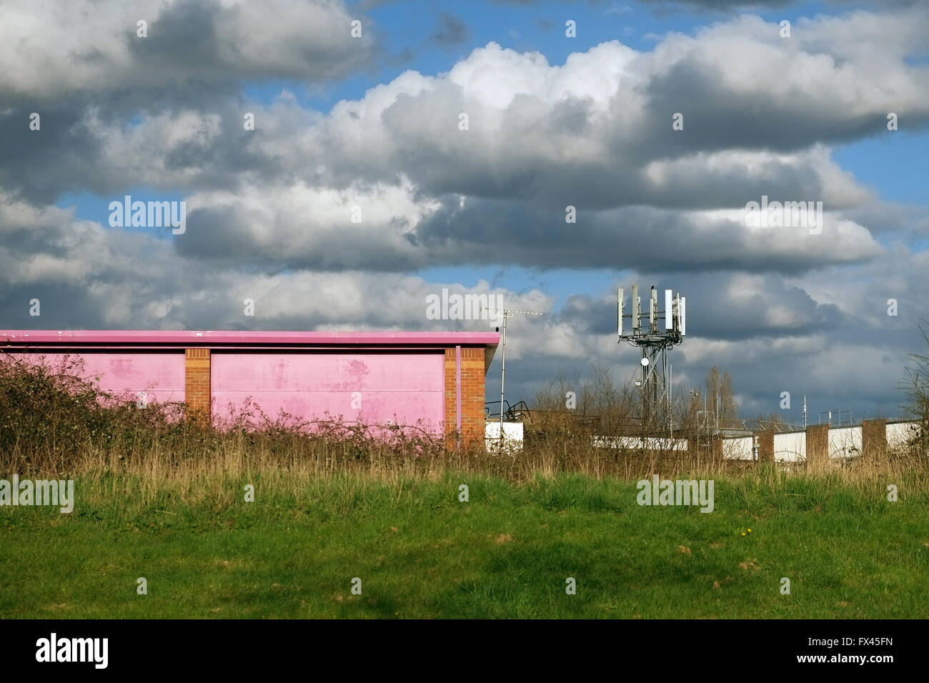 Cellphone towers hi-res stock photography and images - Alamy