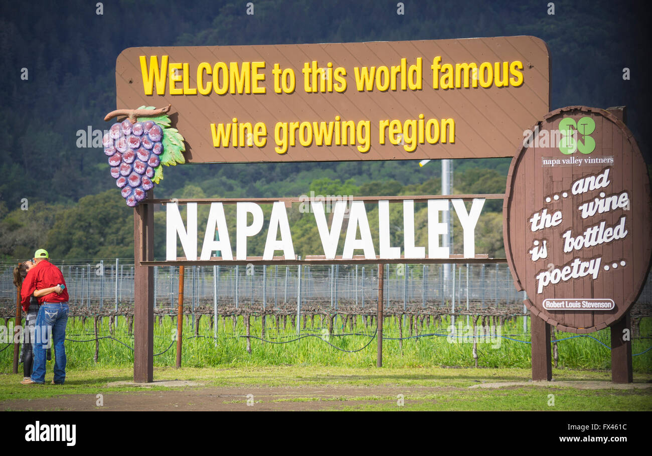 Welcome to napa valley sign hi-res stock photography and images - Alamy