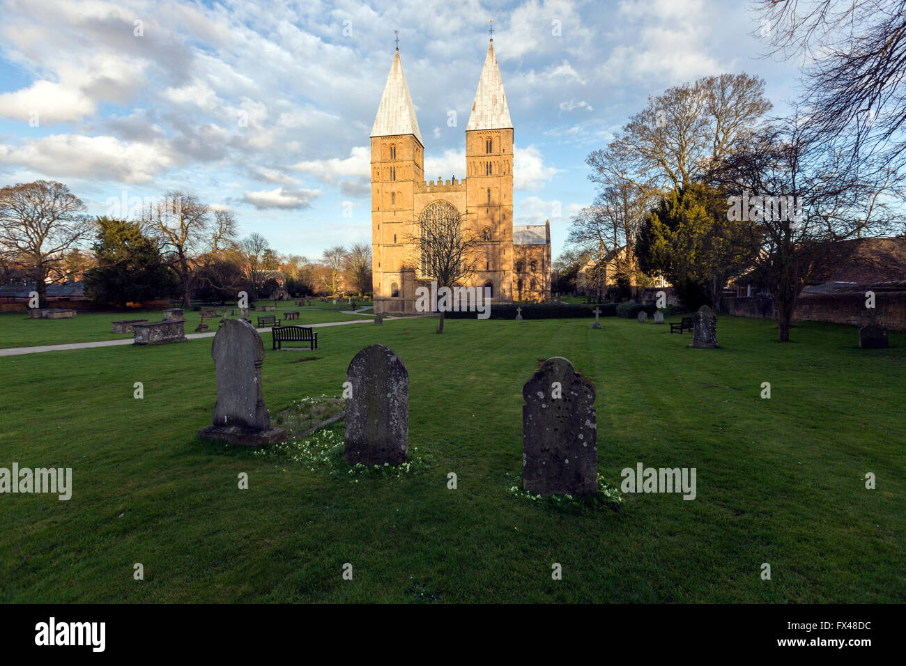 Uk church of england graveyards cemetery gravestone sunset hi-res stock photography and images ...