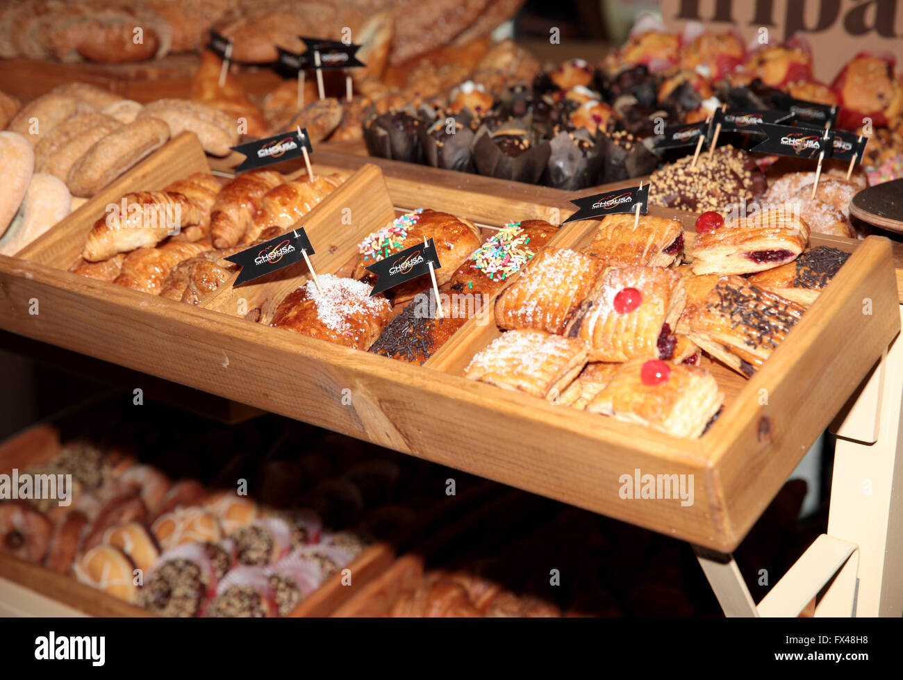 Artisan pastry stand hi-res stock photography and images - Alamy