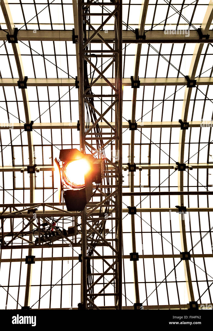 Spotlight show hi-res stock photography and images - Alamy