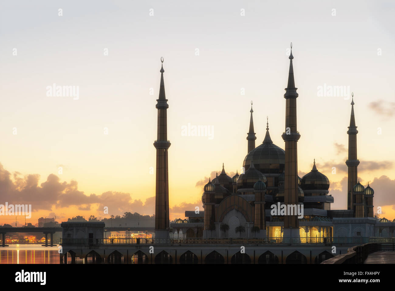 Crystal mosque islamic architecture hi-res stock photography and images ...