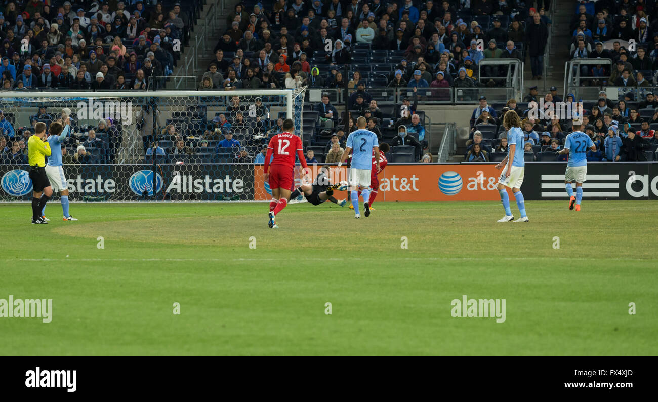 Josh sanders hi-res stock photography and images - Alamy