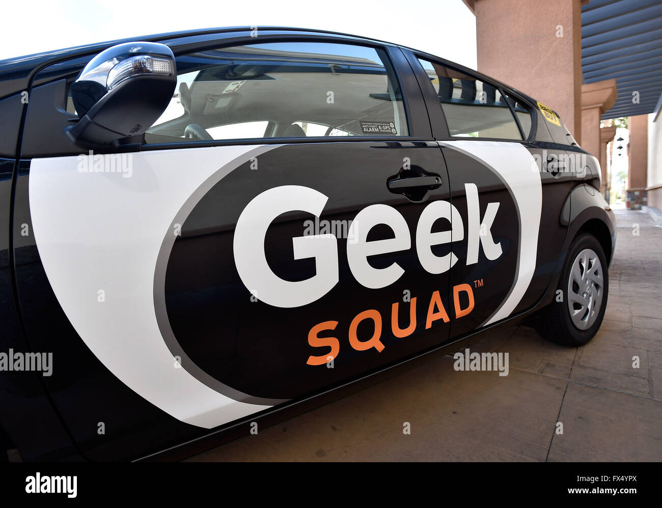 Geek squad hi-res stock photography and images - Alamy