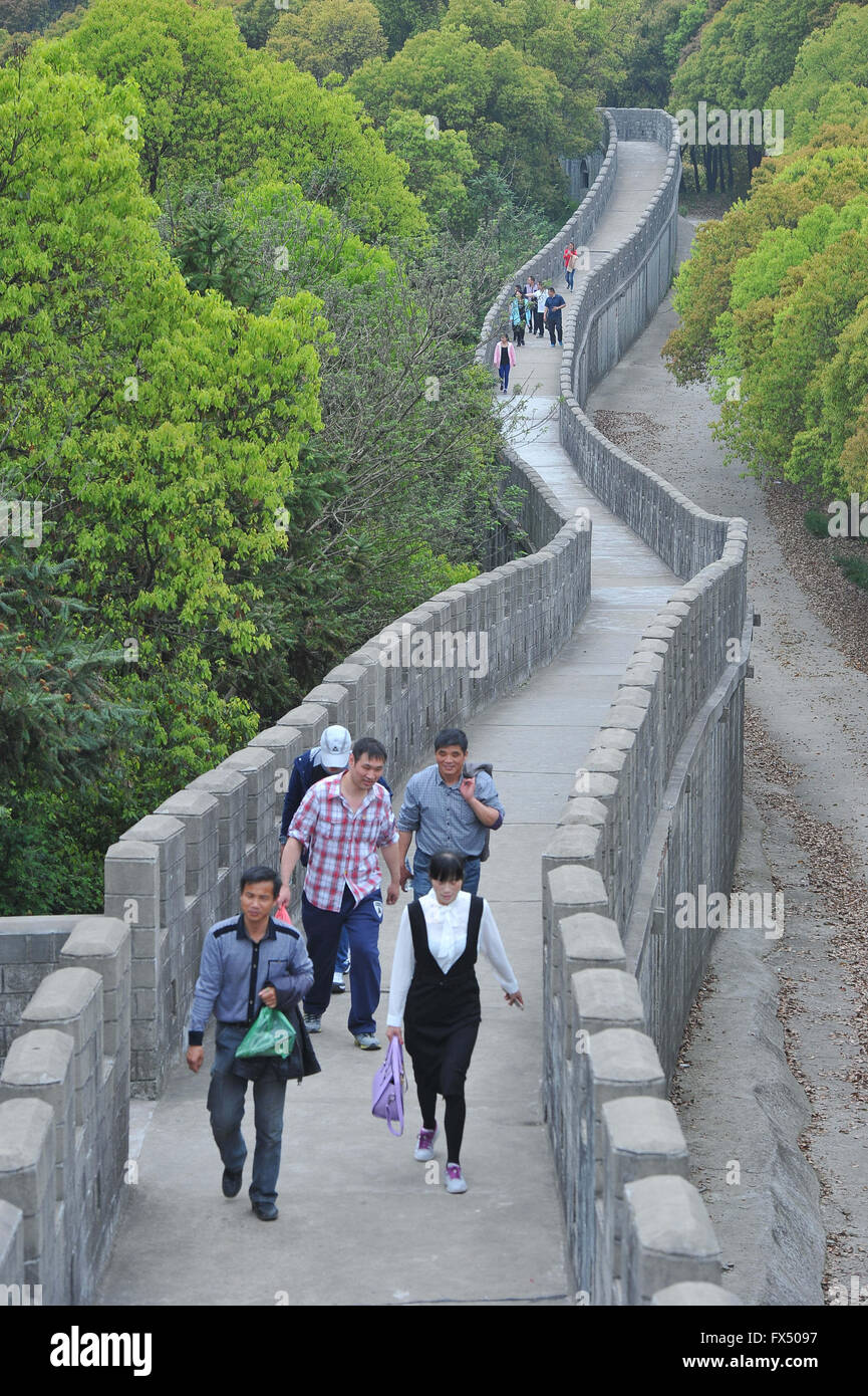 The great wall of china at the shanhai pass hi-res stock photography ...