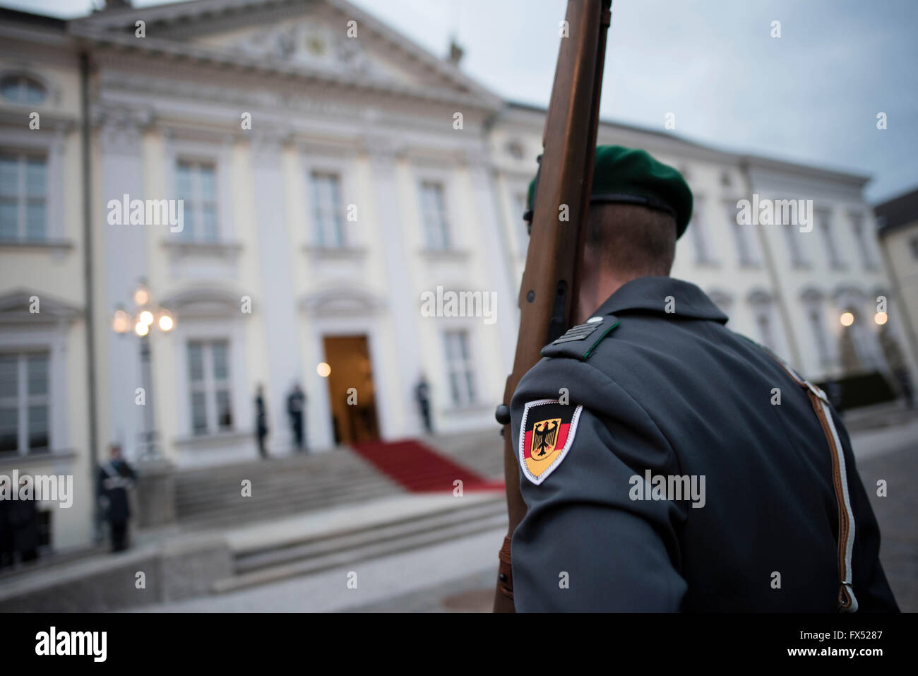 Berlin, Germany. 11th Apr, 2016. A soldier of the Guard of the ...