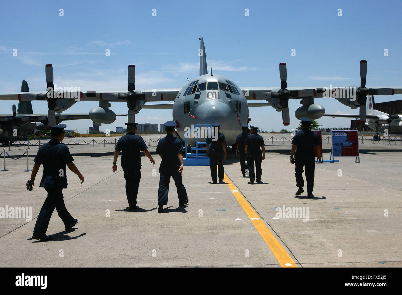 Pasay City, Philippines. 12th Apr, 2016. Officers from the Philippine ...