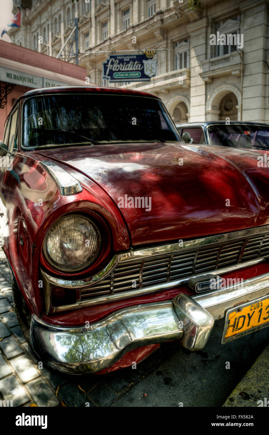 Red oldtimer hi-res stock photography and images - Alamy