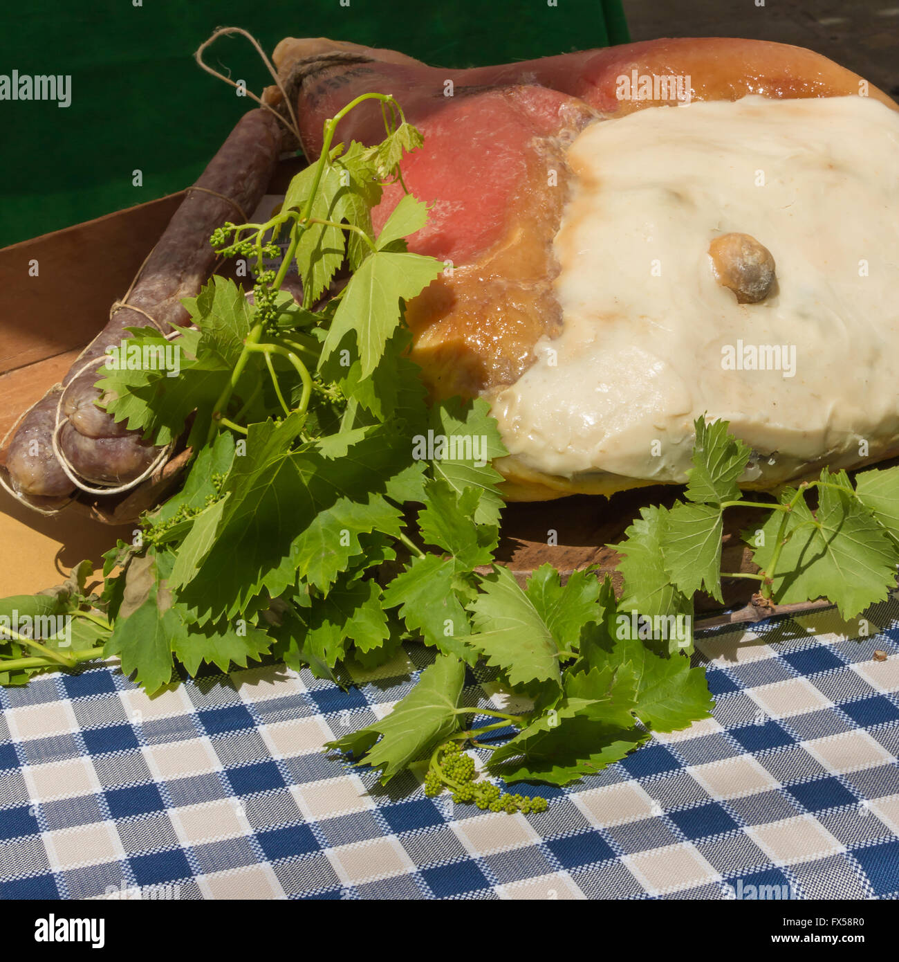 Bologna Meat Maple Leaf