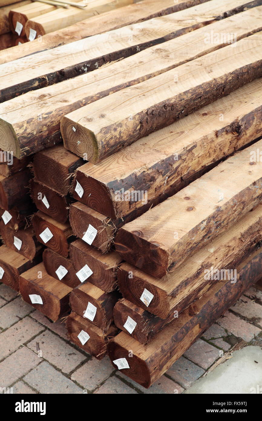 Garden centre timber hi-res stock photography and images - Alamy