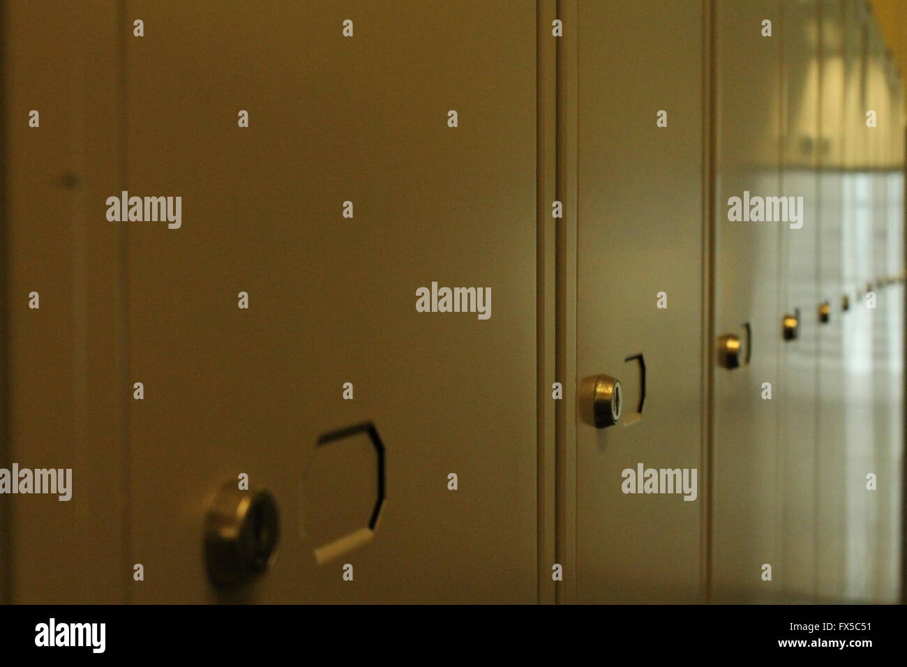 row of lockers Stock Photo - Alamy