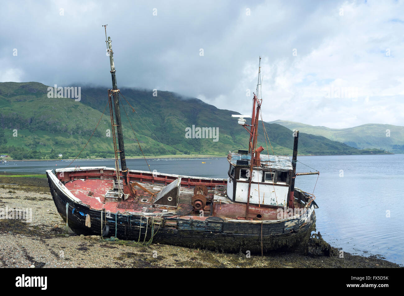 Abandonded fishing boat hi-res stock photography and images - Alamy