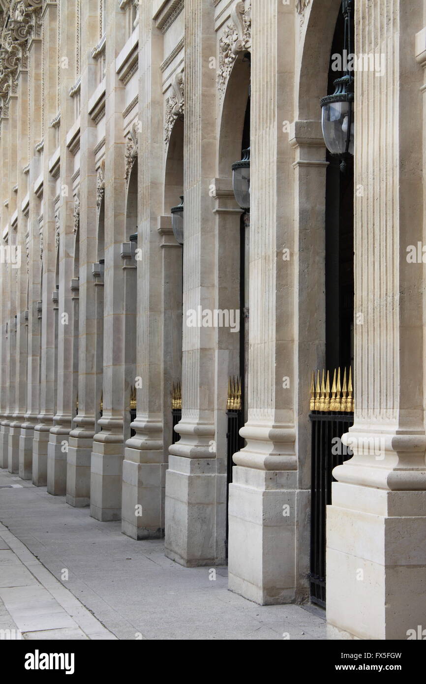 Renaissance colonnade in Paris, France Stock Photo - Alamy